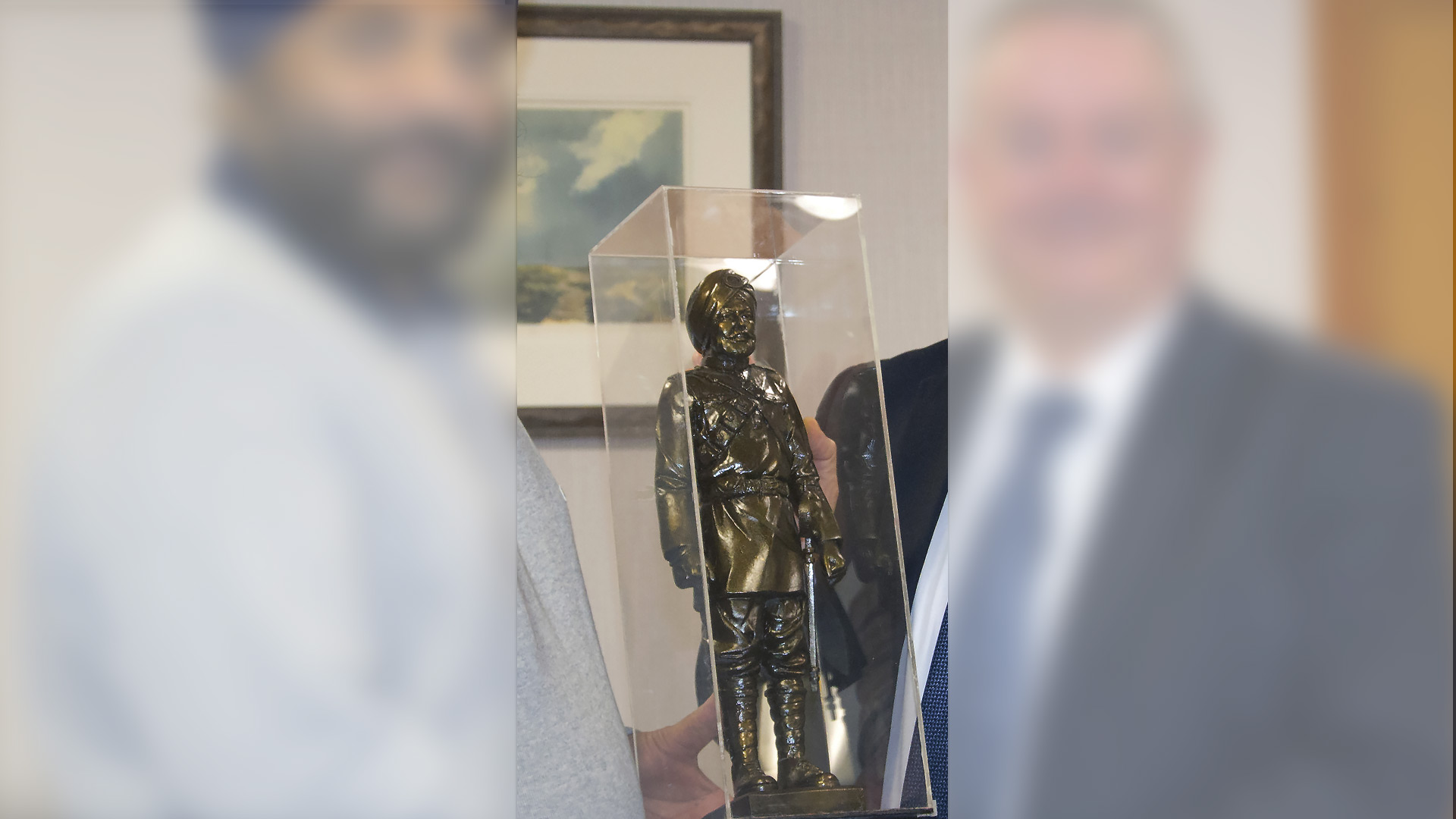 Bronze Sikh soldier bestowed on University of Huddersfield - University ...