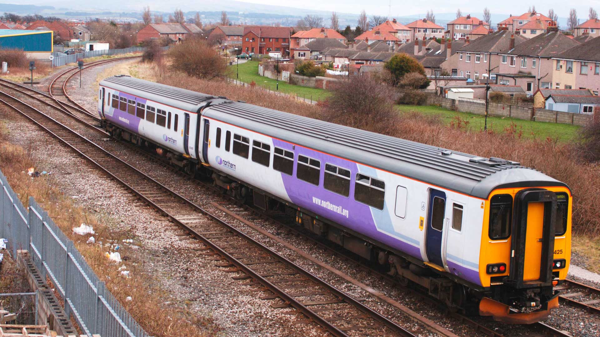 Economies of scale show steady rail renationalisation makes sense ...