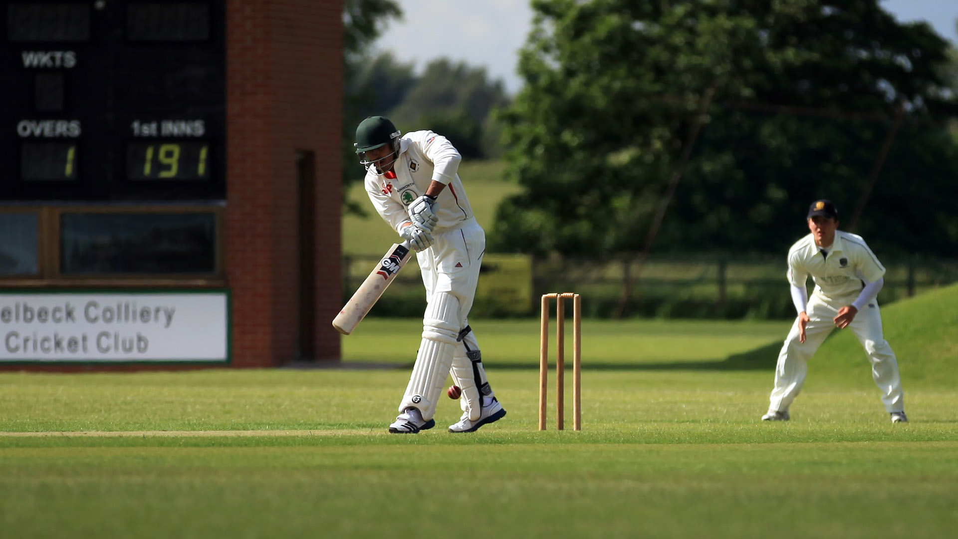 New book by Huddersfield alumni assesses elitism and racism in cricket ...